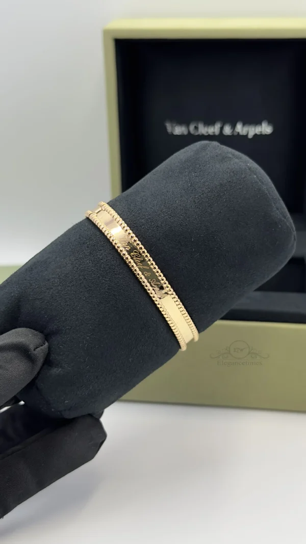 Van Cleef & Arpels Perlee Signature [100% authentic] - Elegance times